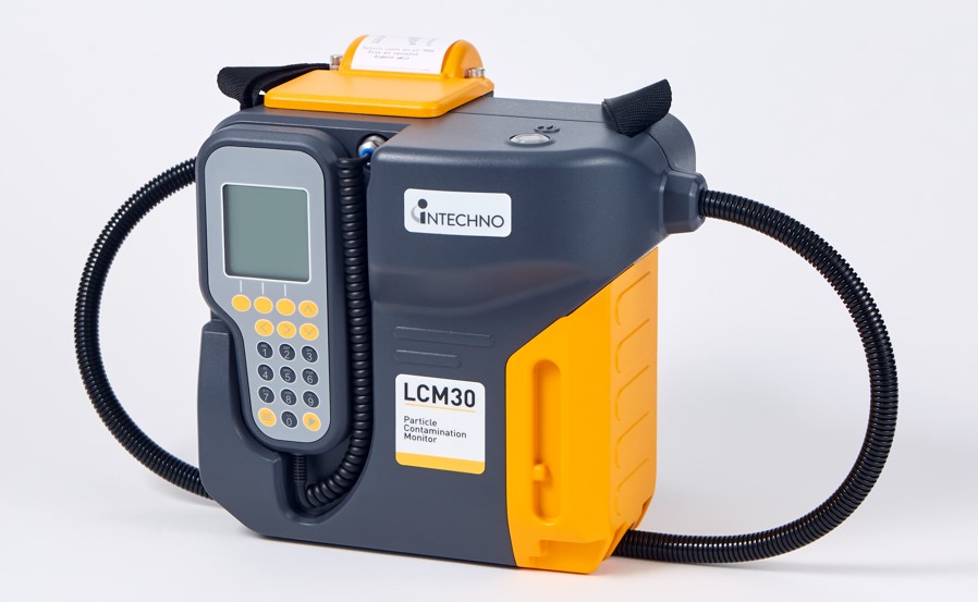 オイル監視機材LCM30 | 作動油・潤滑油の清浄度管理、オイル濾過システムのRMFジャパン株式会社